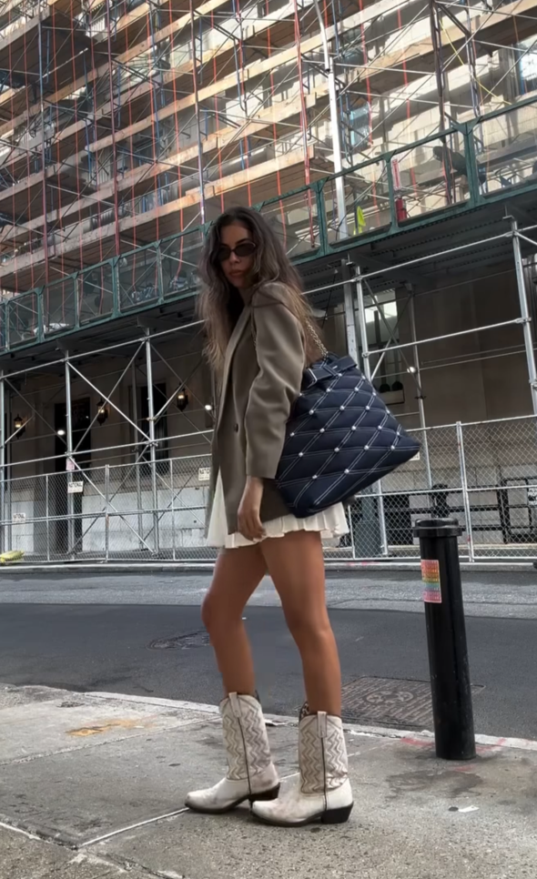 The New Yorker Soho Angel – Kooreloo.com